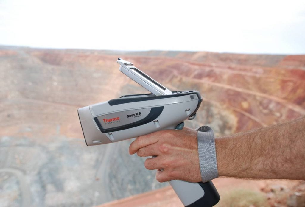 Niton XL3t | Spectromètre XRF portable pour identifier les métaux