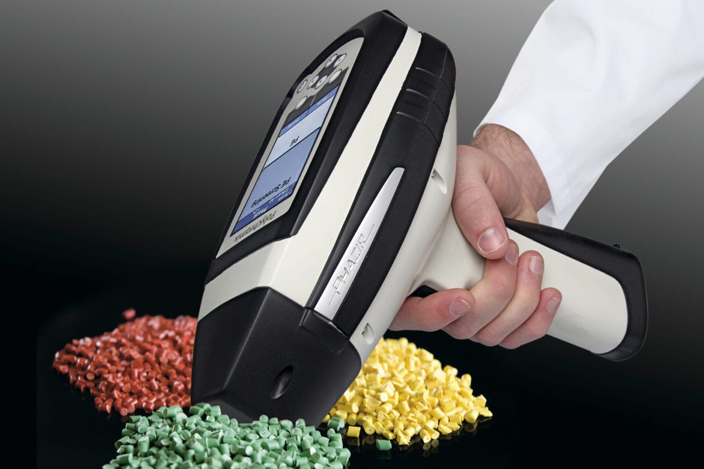 MicroPHAZIR PC spectromètre NIR portable pour les plastiques